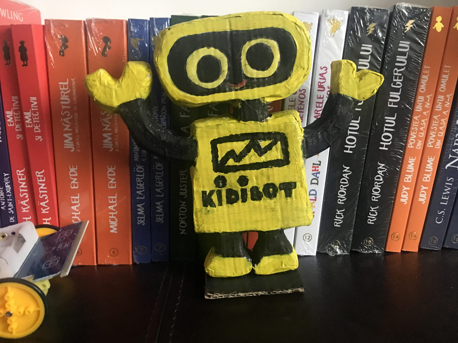 Experiența Kidibot a unor campioni: Școala Gimnazială Nr. 2 Zimnicea ...